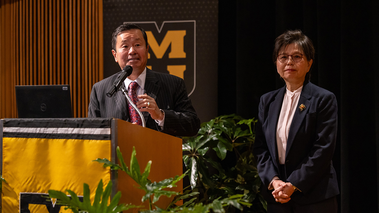 Department of Energy leader visits Mizzou - MU Research Reactor